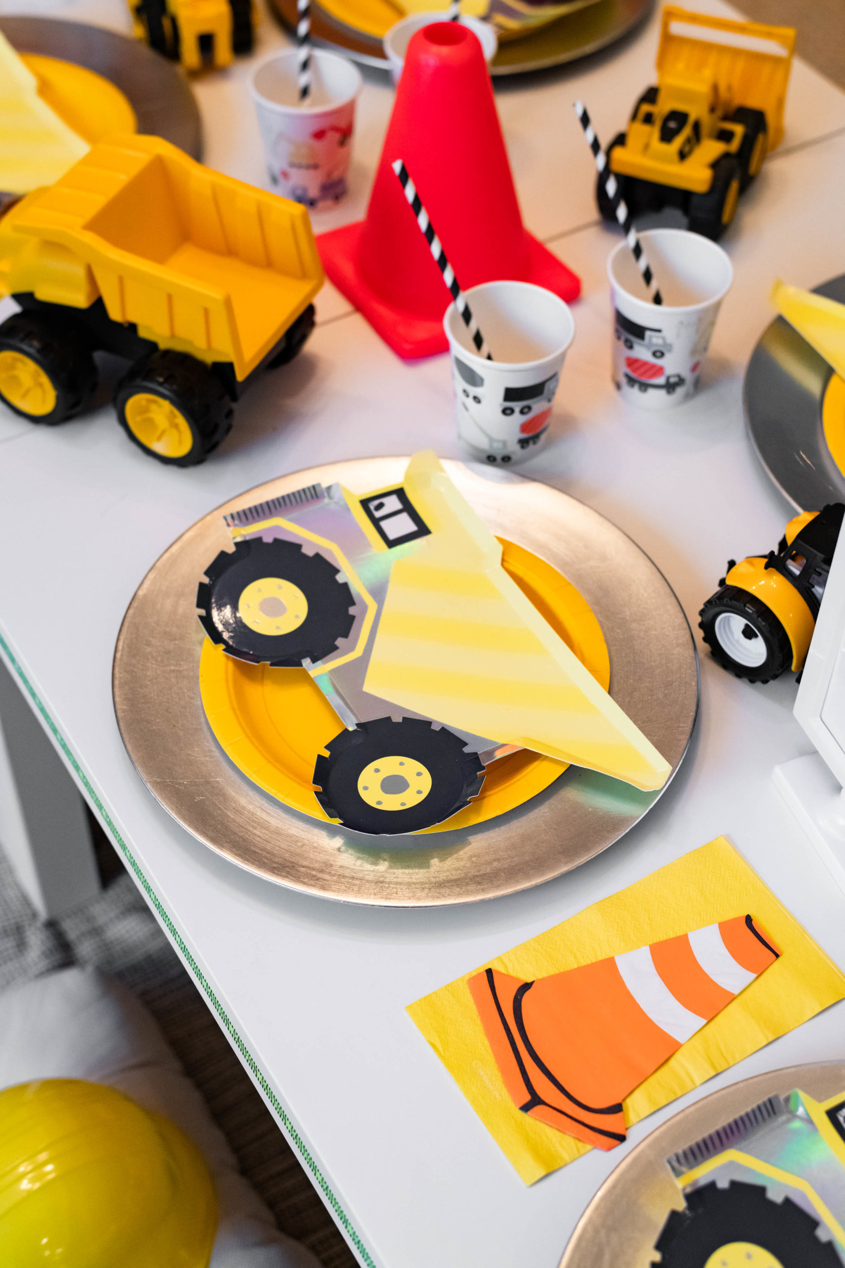 Pierce's 3rd Birthday: A Construction Themed Recap | natalielangston